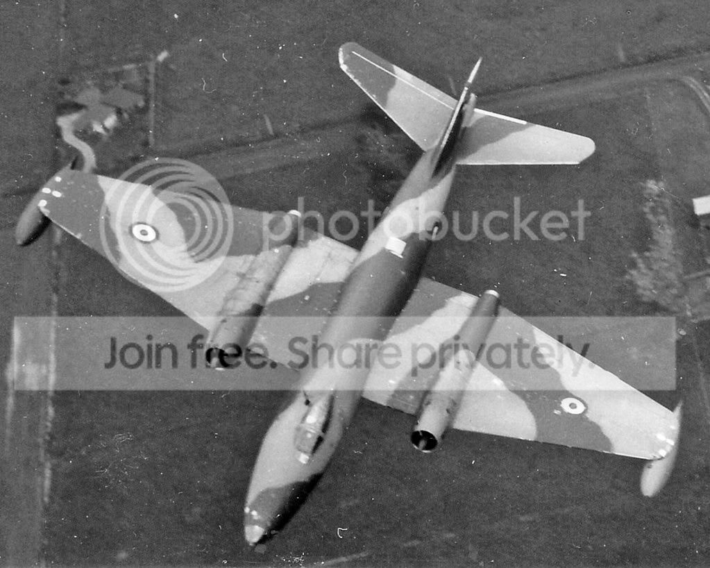 Yet another Canberra decal question - Aircraft Cold War - Britmodeller.com
